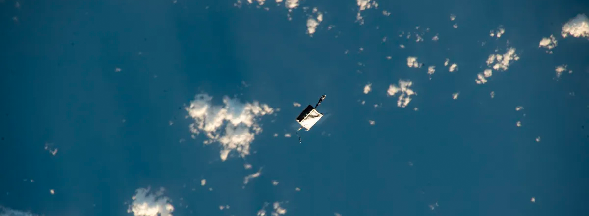 NASA Astronauts' Tool Bag Becomes a Bright Satellite in Earth's Orbit