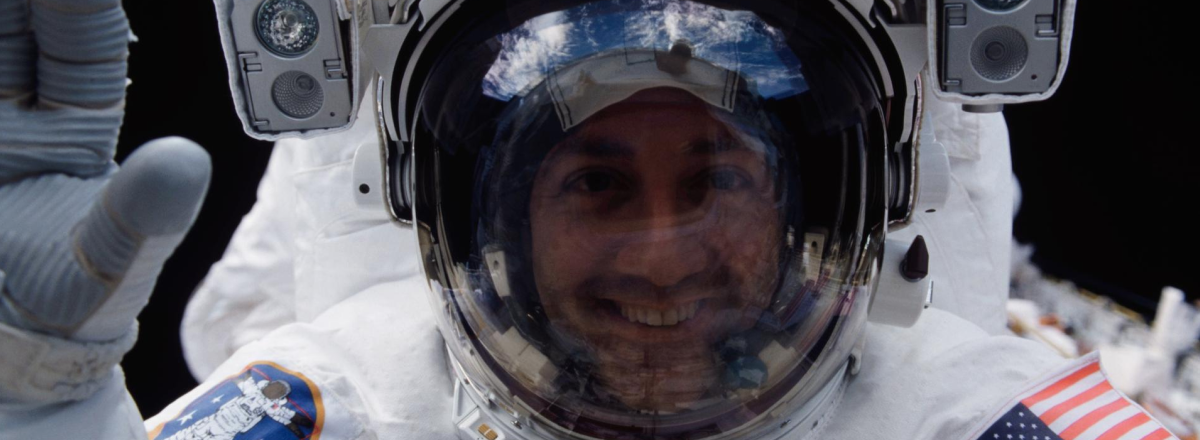 NASA Seeks New Astronauts for Future Moon and Mars Missions